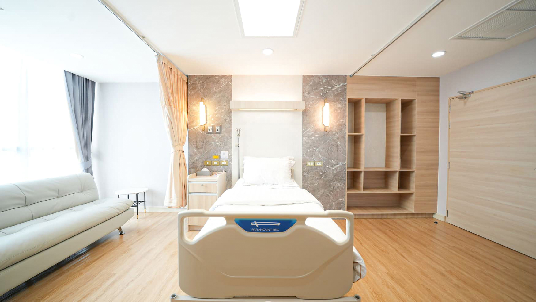 ห้องพักผู้ป่วย Platinum Room (VIP Ward 14) | โรงพยาบาลพริ้นซ์ สุวรรณภูมิ