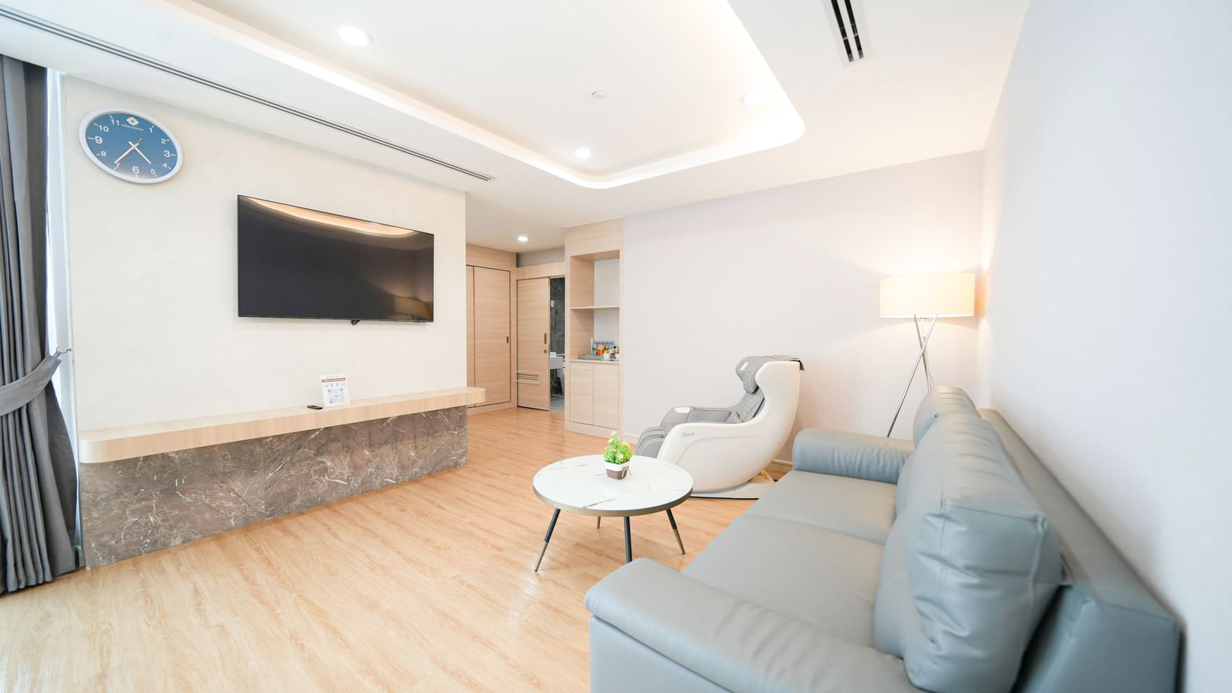 ห้องพักผู้ป่วย Platinum Room (VIP Ward 14) | โรงพยาบาลพริ้นซ์ สุวรรณภูมิ